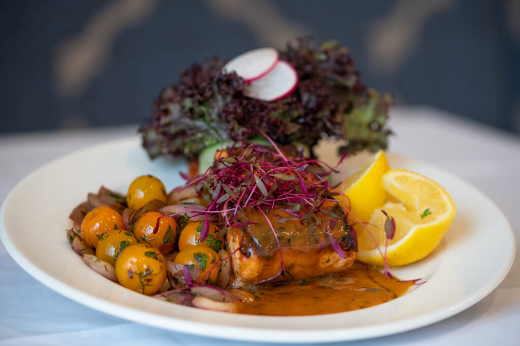 Healthy Eating Ideas for Senior Living | Delmanor